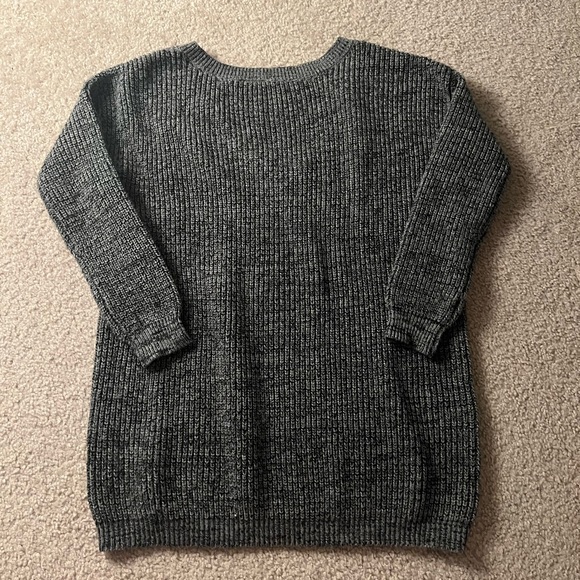 Windsor | Dresses | Windsor Marled Gray Knit Sweater Dress With V Back ...